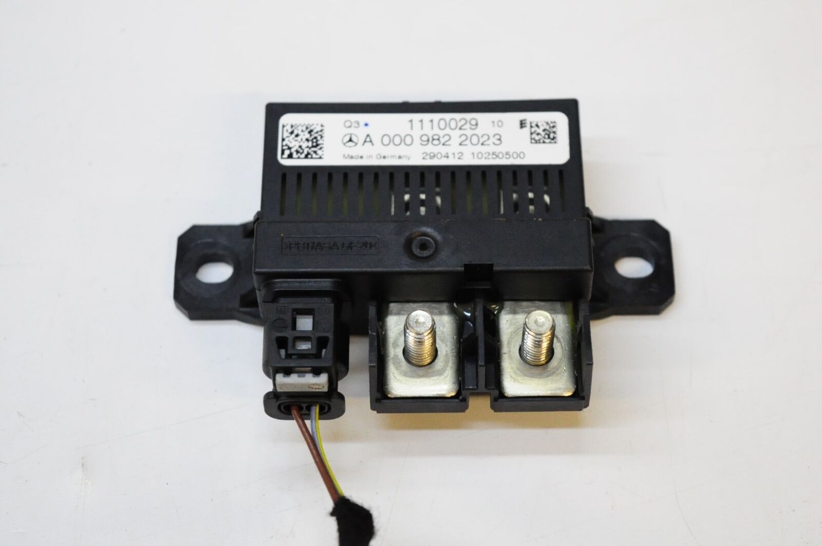 A 0009822023 Mercedes CLS W218 W212 W204 AKÜ YEDEK ROLE | Kutay Otomotiv